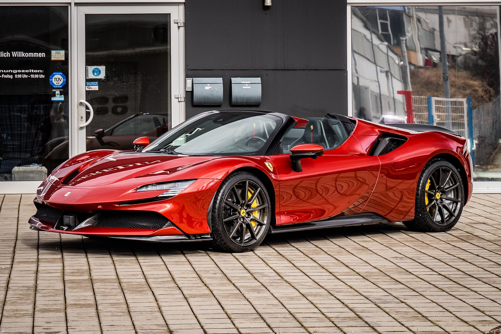 Ferrari SF90 neu kaufen in Hechingen, Stuttgart Preis 880600 eur - Int ...