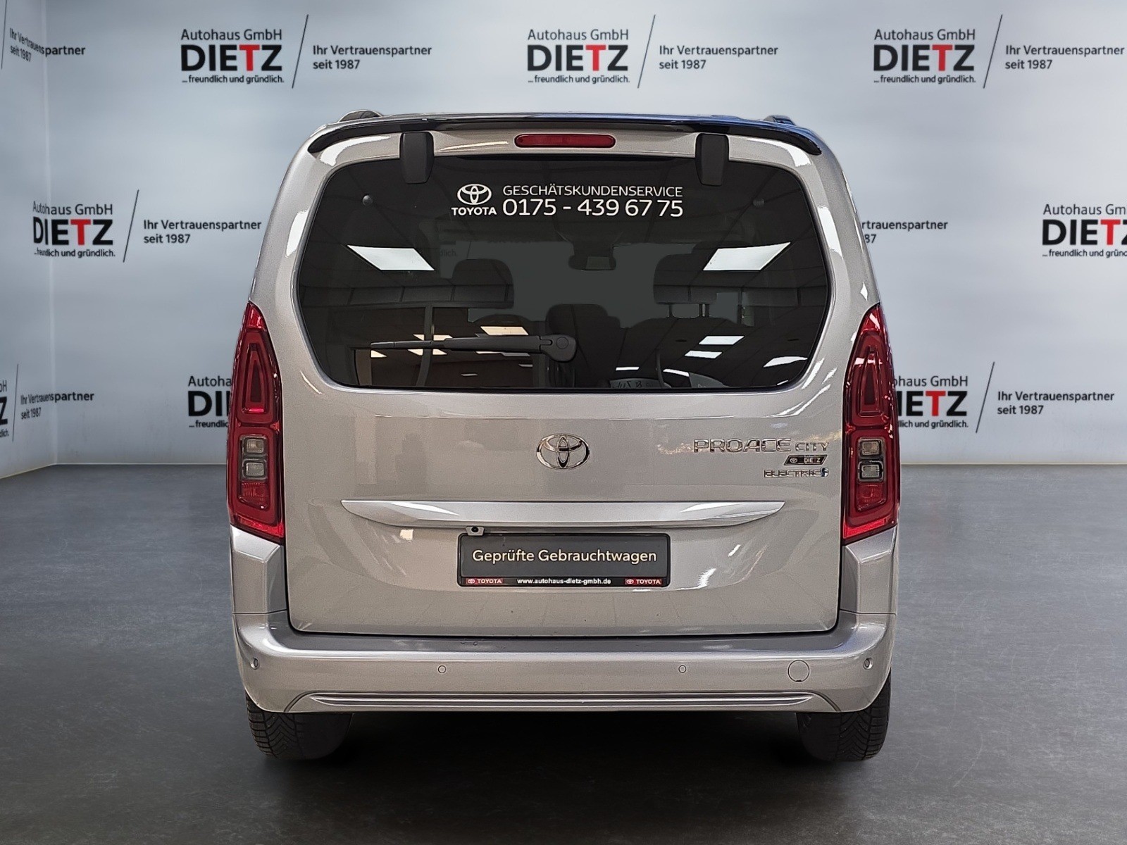 Toyota Proace City Verso L1 Electric Teamplayer gebraucht kaufen in ...